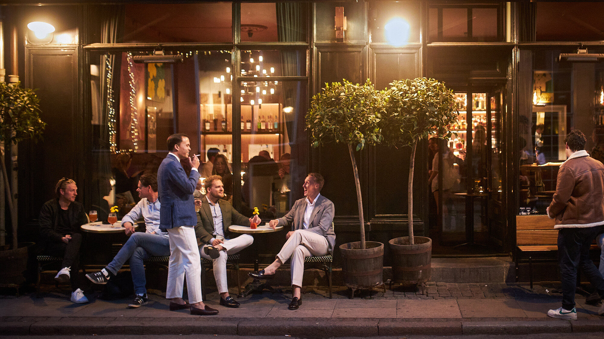 Bar Deco Delivers Warmth, Elegance, And Decadent Cocktails In The Heart ...